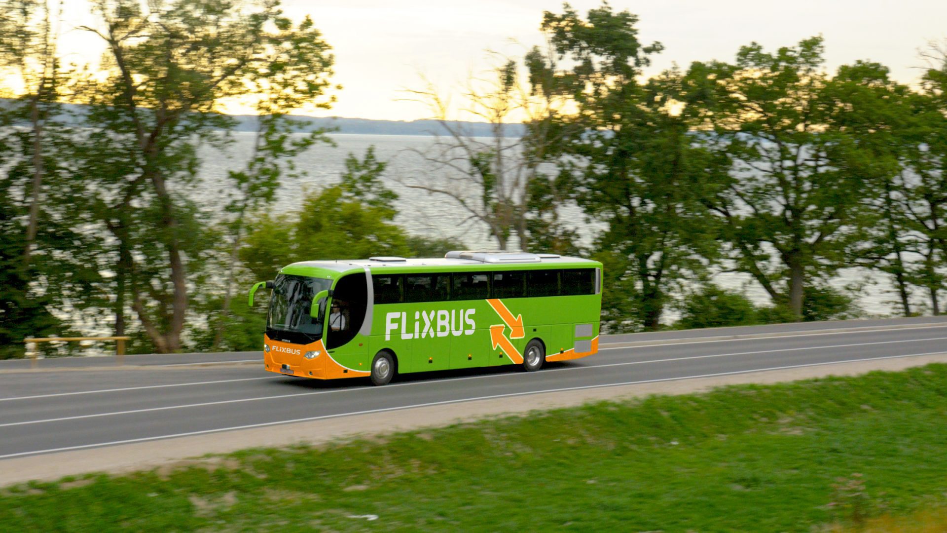 Buses in Poland, companies, prices - Explore Poland